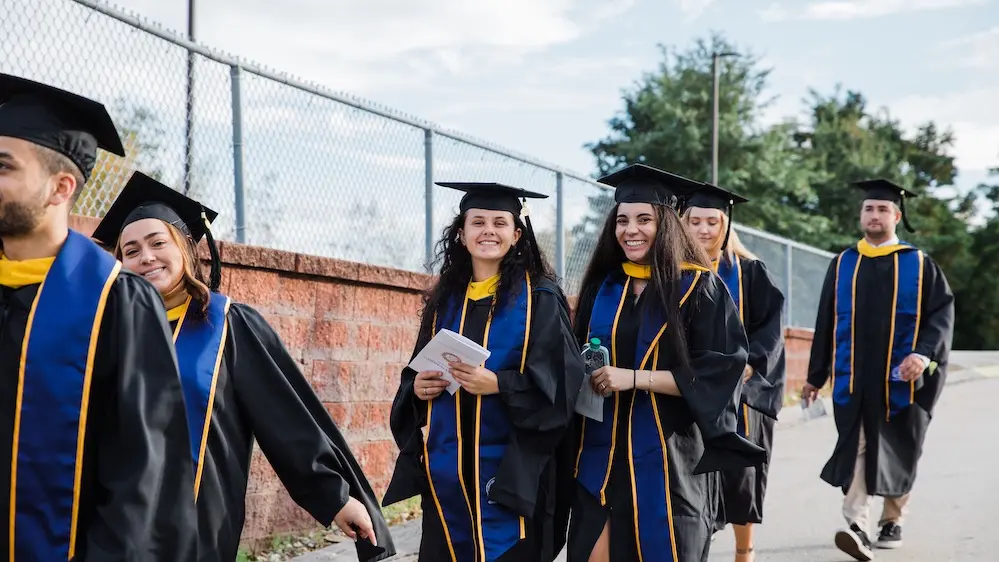 Why study at SNHU Reasons from an MBA graduate - SNHU